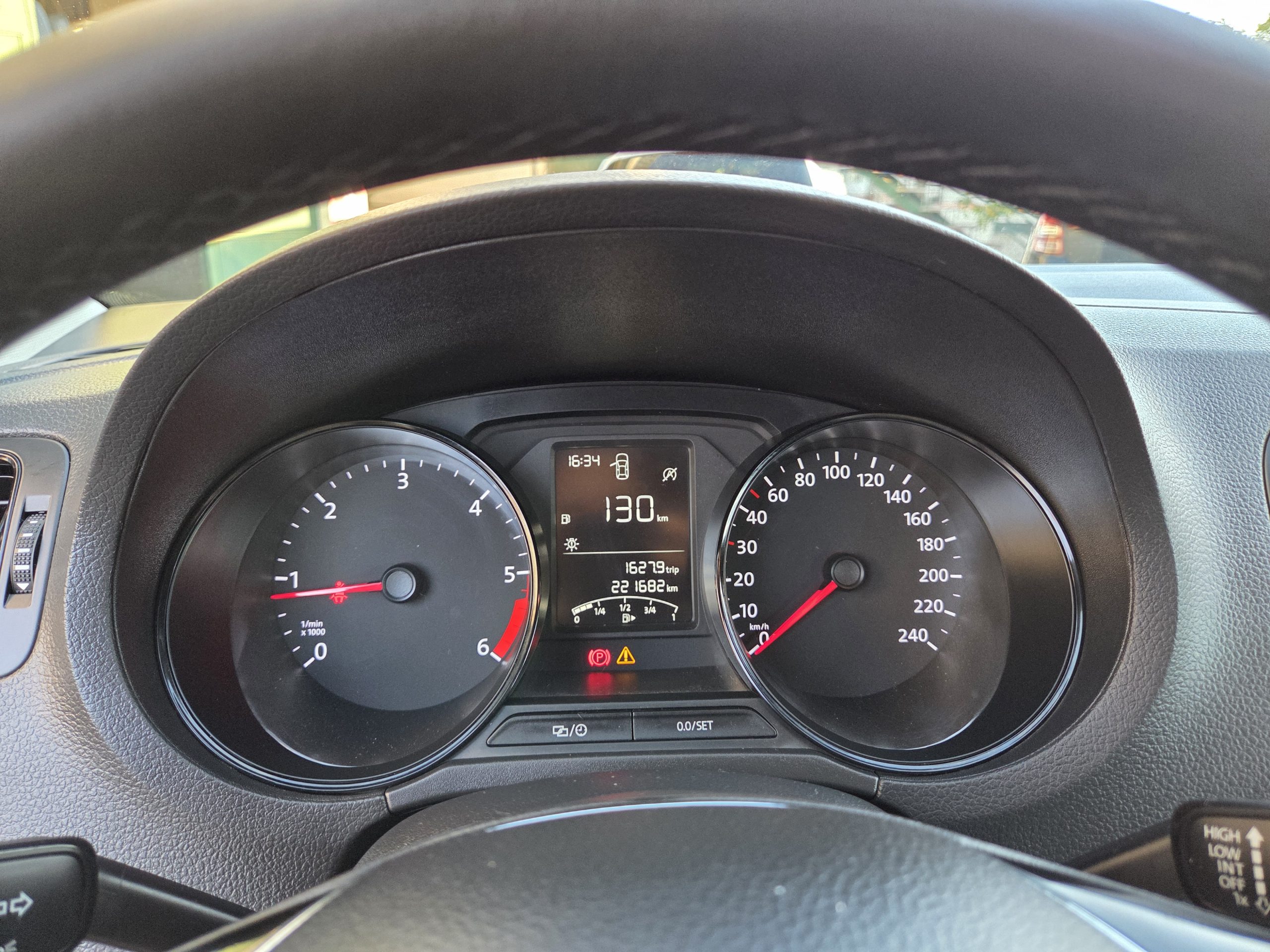 VW Polo 1.4 TDi BlueMotion - JR Automóveis